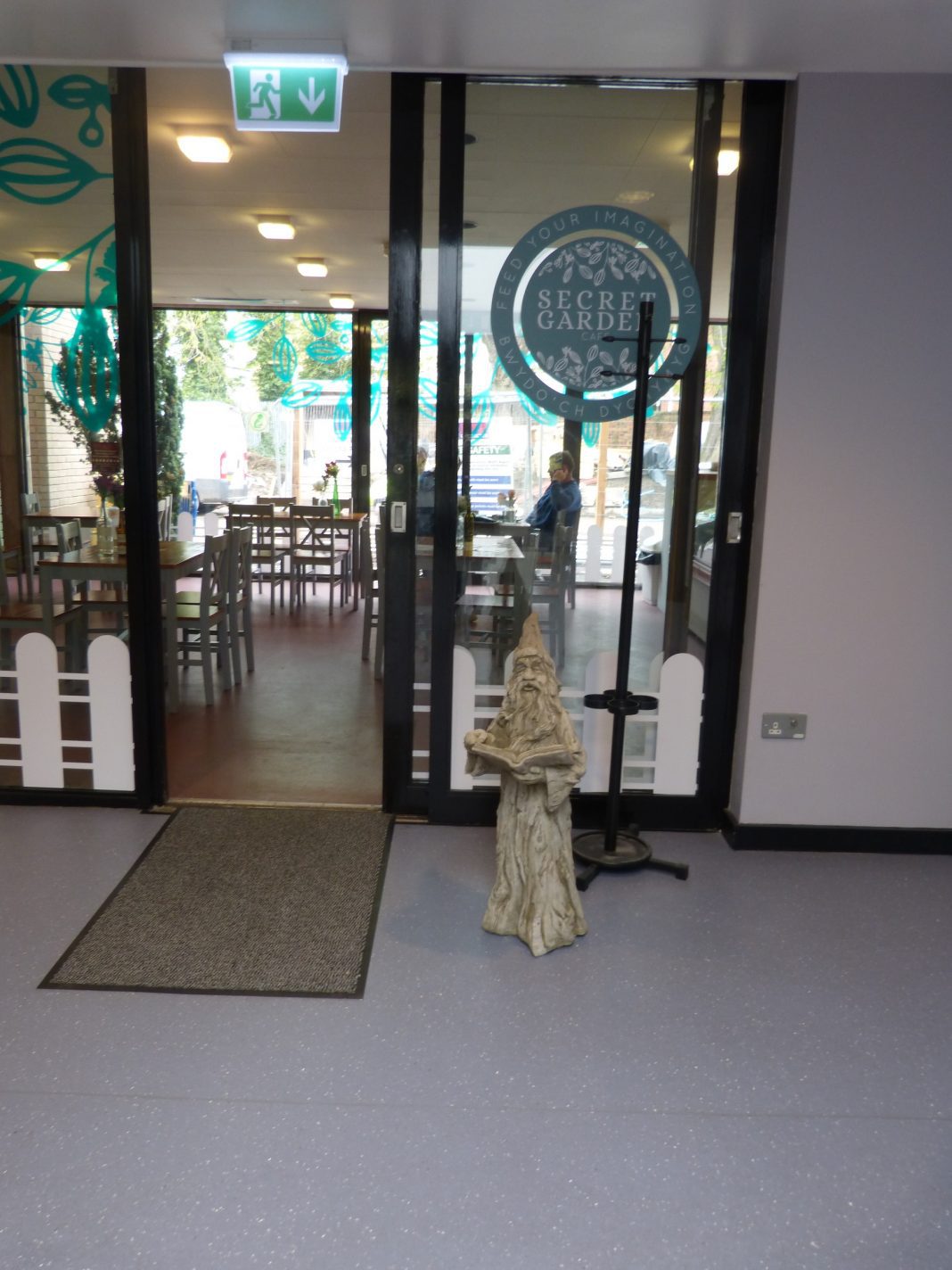 New look for Wrexham library - news.wrexham.gov.uk