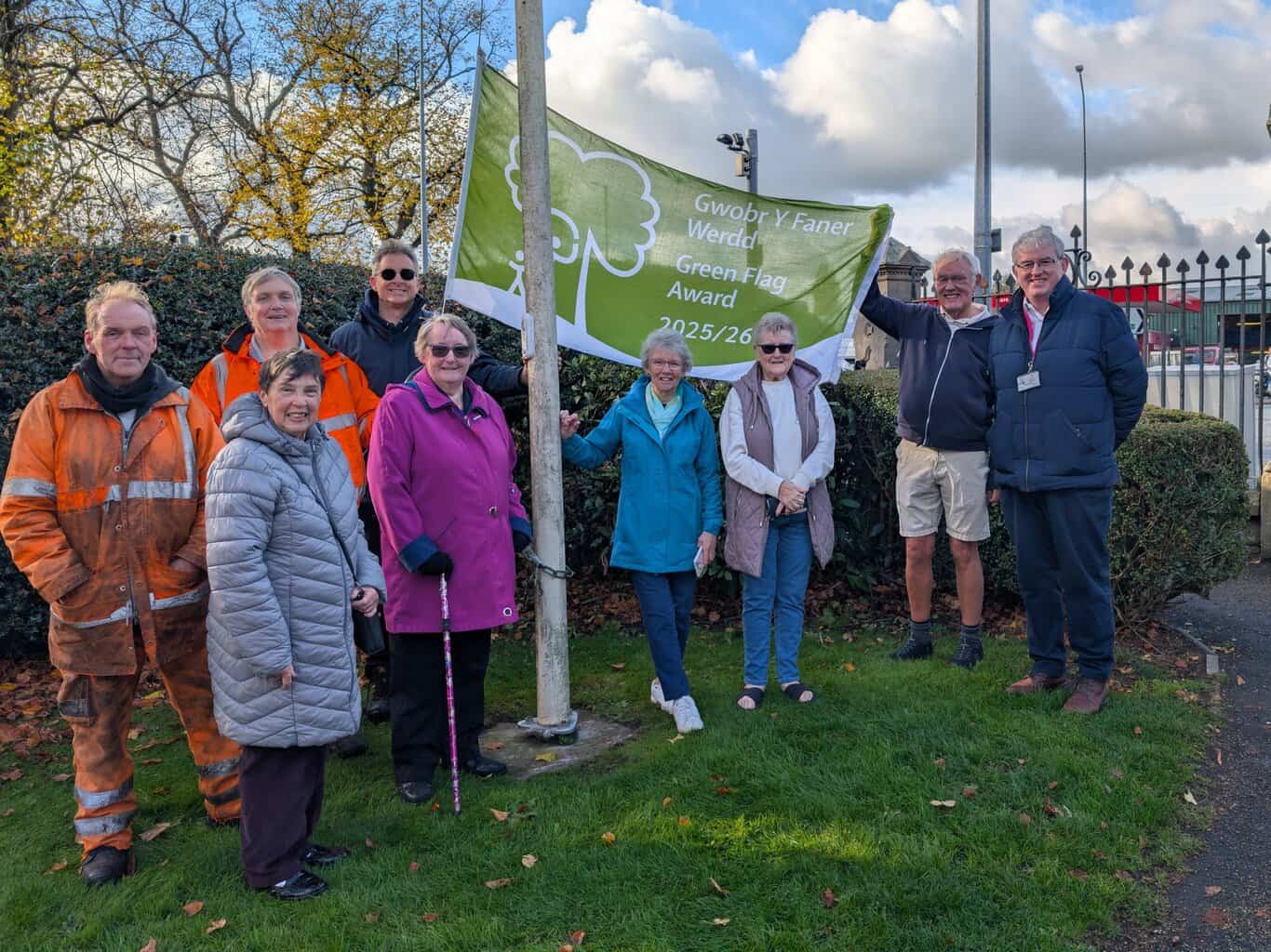 A new Green Flag raised at Bellevue Park - Wrexham Council News